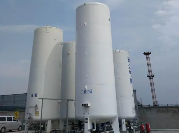 Safe Placement and Operation Guide for Liquid Oxygen Storage Tanks ...