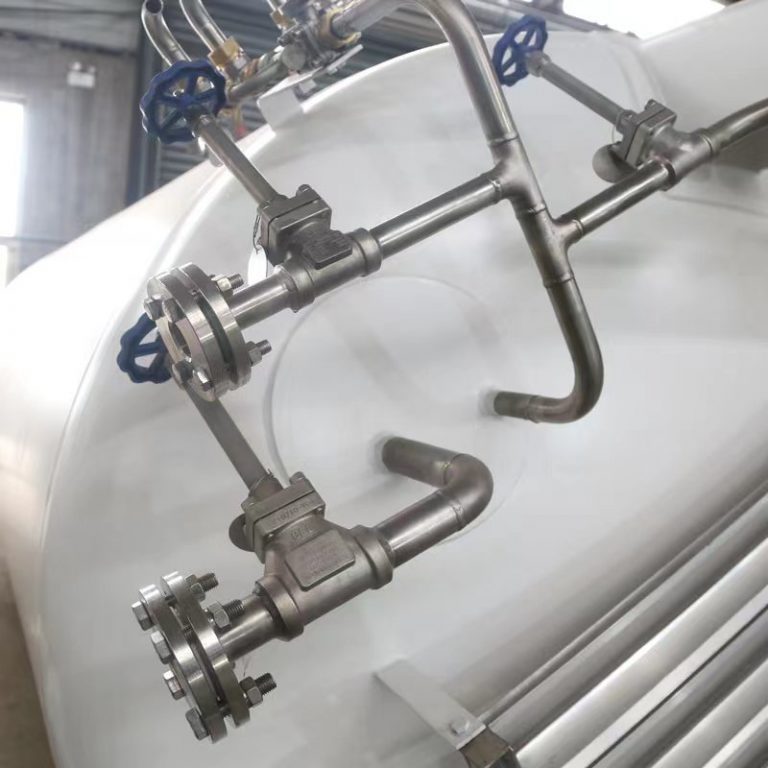 The production process of liquid oxygen storage tanks